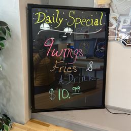 WING SLINGERS - Updated January 2026 - 84 Photos & 252 Reviews - 7325 E ...