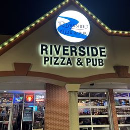 RIVERSIDE PIZZA & PUB - Updated July 2025 - 41 Photos & 112 Reviews ...