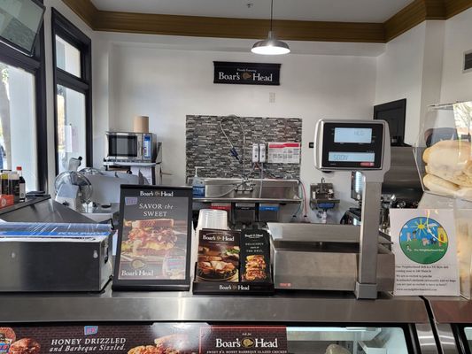 OUR NEIGHBORHOOD DELI - Updated December 2025 - 82 Photos & 25 Reviews ...