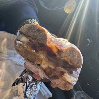 BIG BON BODEGA - Updated December 2025 - 76 Photos & 29 Reviews - 100 ...