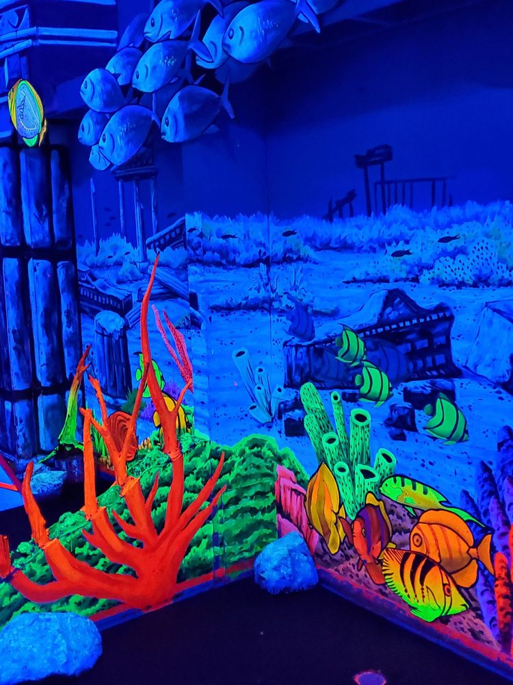KING NEPTUNE’S MINI GOLF - 105 Photos & 71 Reviews - 213 25th St ...