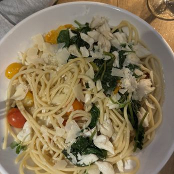 MICKY FINS BAR & GRILL - Updated October 2025 - 139 Photos & 187 ...