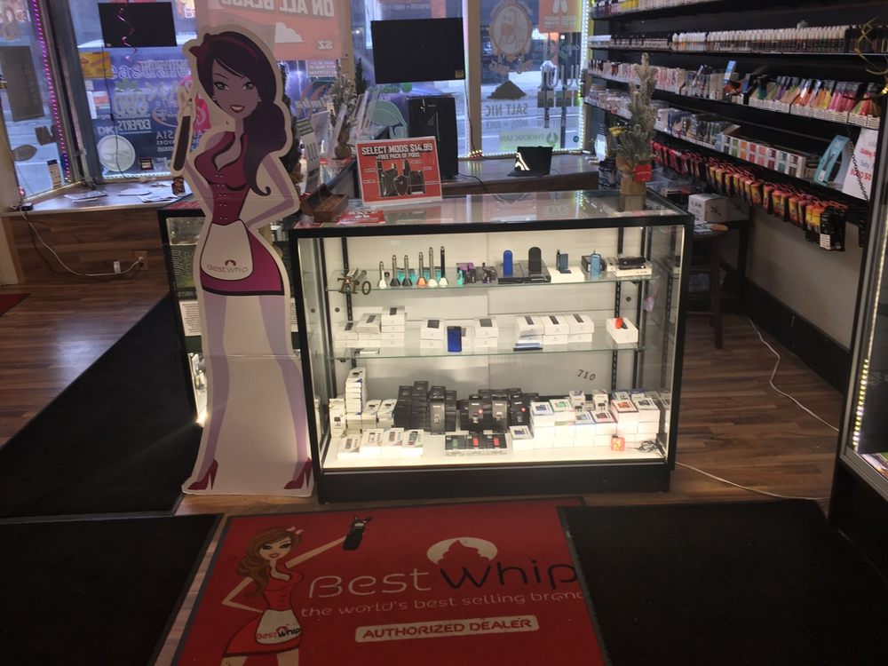 SMOKE ZONE SMOKE SHOP - 15 Photos & 23 Reviews - 1202 N High St ...