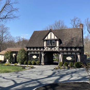 STOKESAY CASTLE - Updated November 2025 - 72 Photos & 93 Reviews - 141 ...