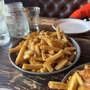 BRODERICK - WALNUT CREEK - Updated July 2025 - 2389 Photos & 1674 ...