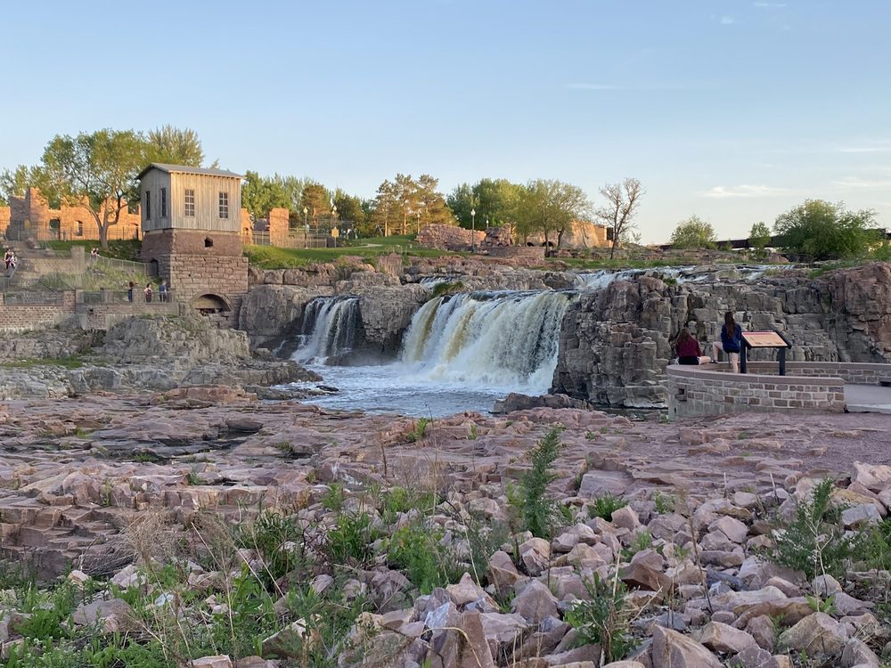 FALLS PARK - 419 Photos & 143 Reviews - 900 N Phillips Ave, Sioux Falls ...