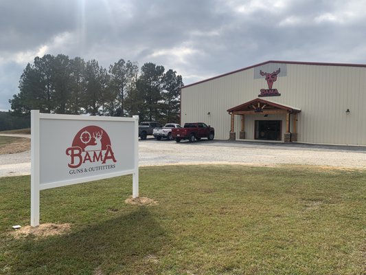BAMA GUNS & OUTFITTERS - Updated December 2025 - 1556 Almon St, Heflin ...