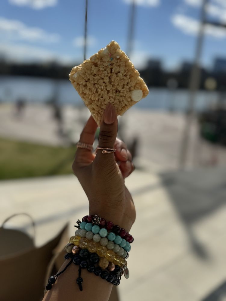 BAKED & WIRED - Updated August 2024 - 4559 Photos & 5167 Reviews - 1052 ...