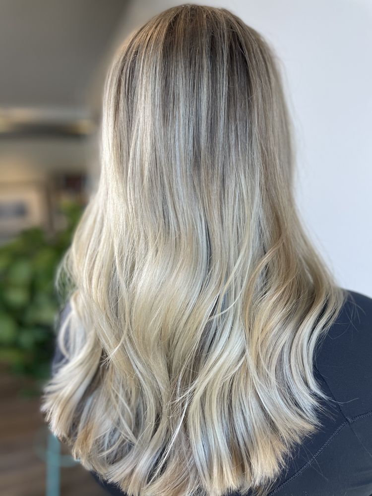 ROXY’S HAIR STUDIO - Updated December 2025 - 22 Photos & 13 Reviews ...