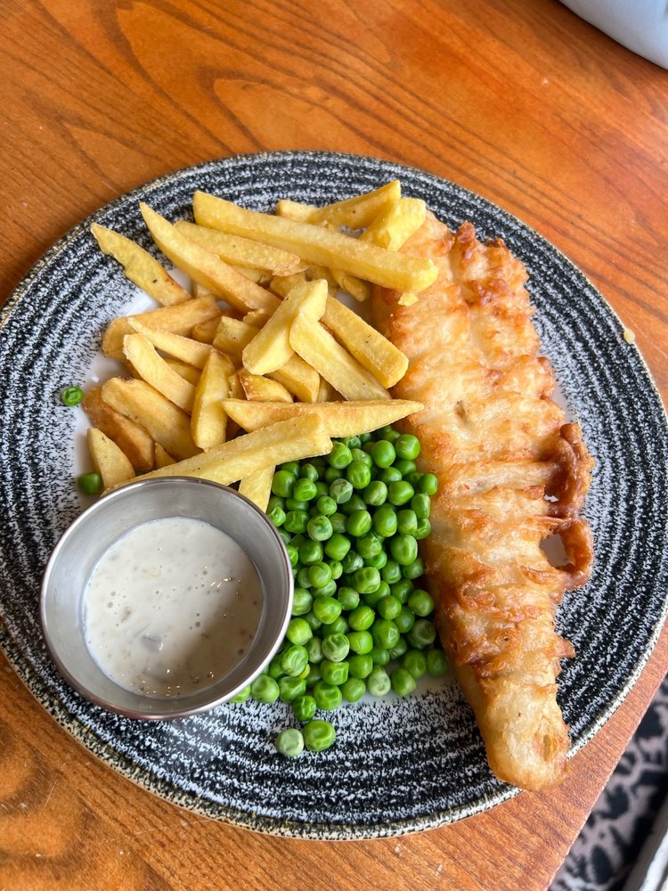 YATE’S - Updated March 2024 - 113-117 Above Bar Street, Southampton ...