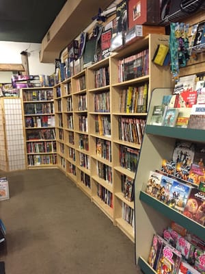 CAPITAL COMICS - Updated November 2024 - 24 Photos & 22 Reviews - 207 ...