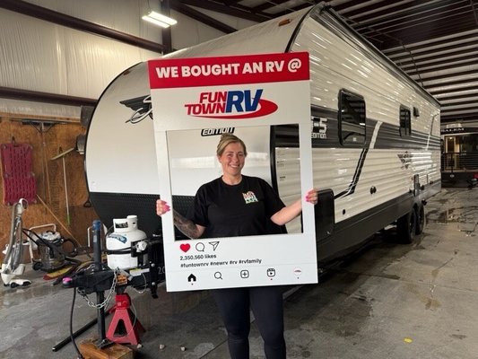 FUN TOWN RV OTTAWA - Updated October 2025 - 2324 E Logan St, Ottawa ...