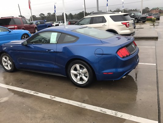 FRIENDLY FORD - Updated August 2025 - 29 Photos & 127 Reviews - 2425 Us ...