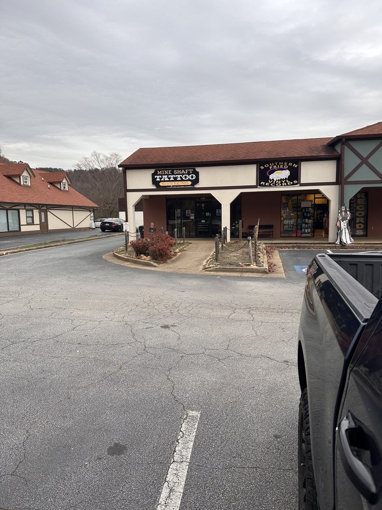 MINE SHAFT TATTOO & PIERCING - Updated October 2025 - 8160 S Main St ...