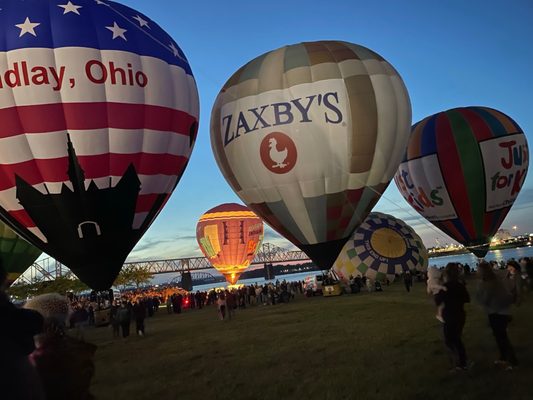 Kentucky Derby Festival Balloon Glow 29 Photos 150 E Wing Dr
