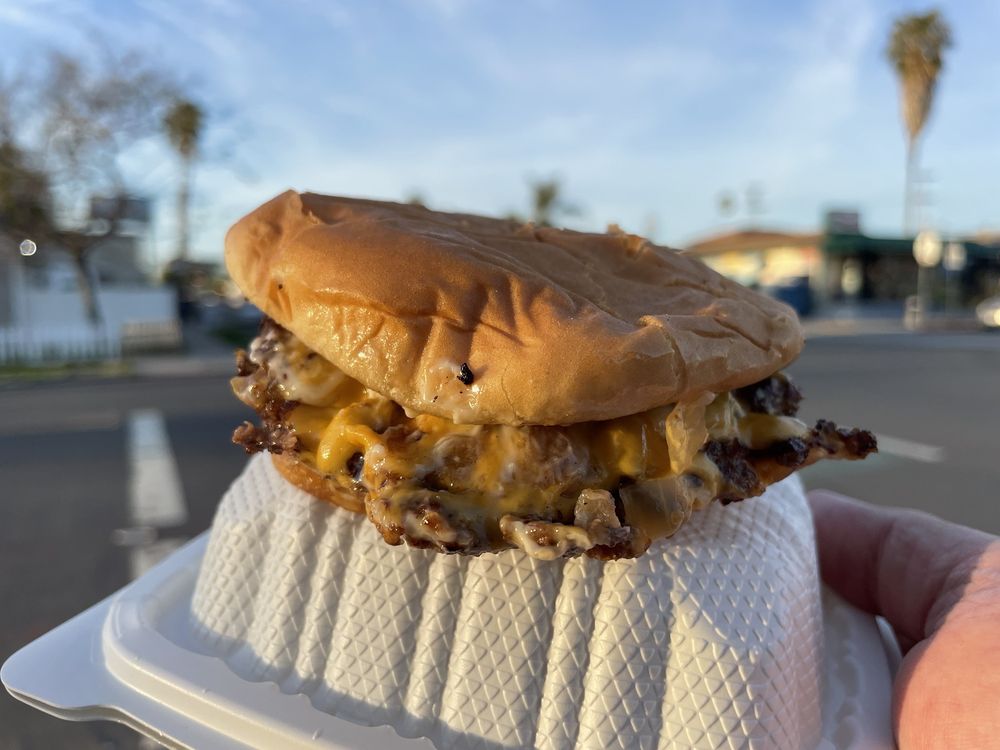 THE FRIENDLY - Updated December 2024 - 1118 Photos & 1219 Reviews ...