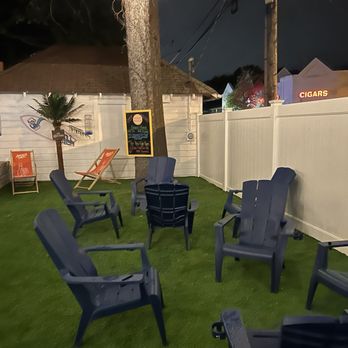 QB’S BAR AND GRILL - Updated January 2026 - 18 Photos & 13 Reviews - 49 ...