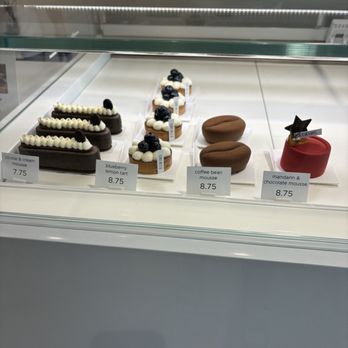 D’CARAMEL PATISSERIE - Updated October 2024 - 83 Photos & 28 Reviews ...