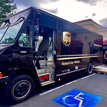 THE UPS STORE - Updated October 2025 - 35 Photos & 35 Reviews - 550 W ...