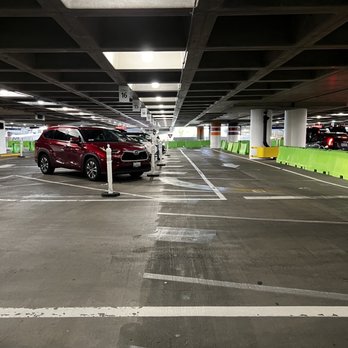 SEA-TAC AIRPORT PARKING GARAGE - Updated October 2025 - 38 Photos & 14 ...
