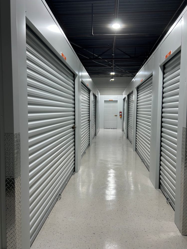 SELF STORAGE SOLUTION - Updated April 2025 - 130 Calle Marginal ...