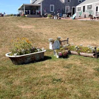 CUTTYHUNK FISHING CLUB INN - Updated January 2026 - 18 Photos & 10 ...