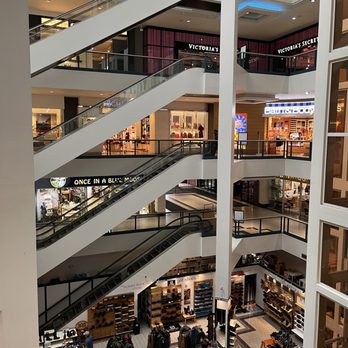 ANCHORAGE 5TH AVENUE MALL - Updated October 2025 - 93 Photos & 61 ...