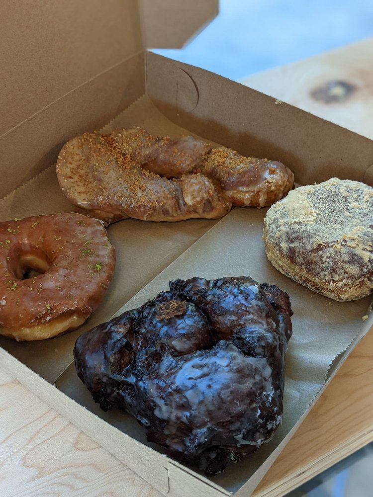 TAYLOR’S DONUTS - 1827 Louisiana St, Lawrence, KS - Yelp