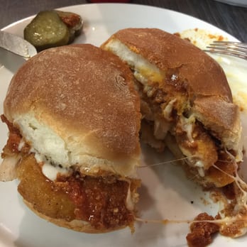 MUM’S RESTAURANT & BAKERY - Updated August 2025 - 10 Photos & 17 ...