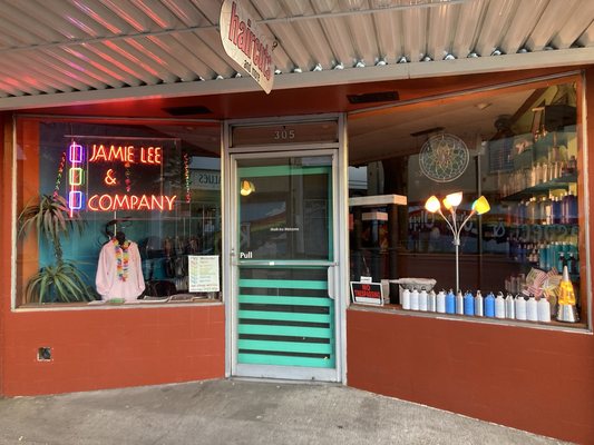 JAMIE LEE & COMPANY - Updated September 2025 - 35 Photos & 71 Reviews ...