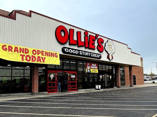 OLLIE’S BARGAIN OUTLET - 10 Photos - 11610 W 95th St, Overland Park, KS ...