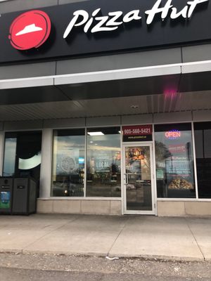 PIZZA HUT - Updated January 2026 - 640 Queenston Road, Hamilton ...