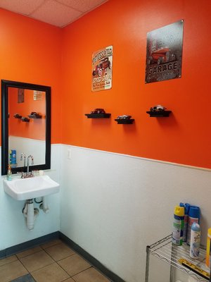 COMPLETE AUTO CENTER - Updated August 2025 - 20 Photos & 24 Reviews ...