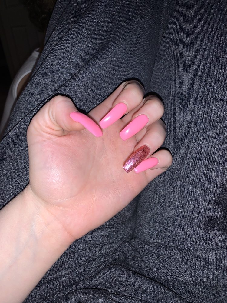 LE NAILS - Updated October 2025 - 23 Photos & 35 Reviews - 1600 Mid ...