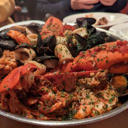 SCALES & SHELLS - Updated December 2025 - 261 Photos & 417 Reviews ...