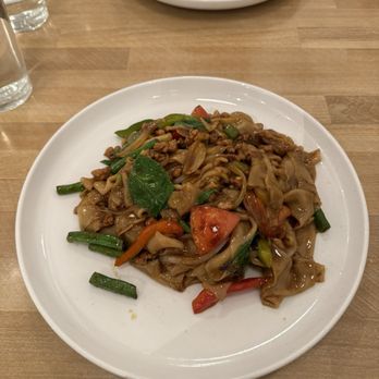 RACHA CAFE - Updated July 2024 - 525 Photos & 603 Reviews - 2516 Telegraph Ave, Berkeley ...