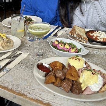 ODDFELLOWS CAFE & BAR - Updated April 2025 - 1804 Photos & 1599 Reviews ...