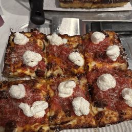 DROPTOP PIZZA - Updated November 2025 - 79 Photos & 50 Reviews - 107 W ...
