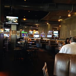 BOMBSHELLS RESTAURANT & BAR - Updated July 2025 - 268 Photos & 531 ...