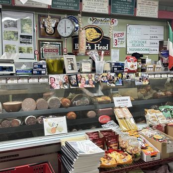 CAVARETTA’S ITALIAN DELI - Updated August 2025 - 686 Photos & 1148 ...