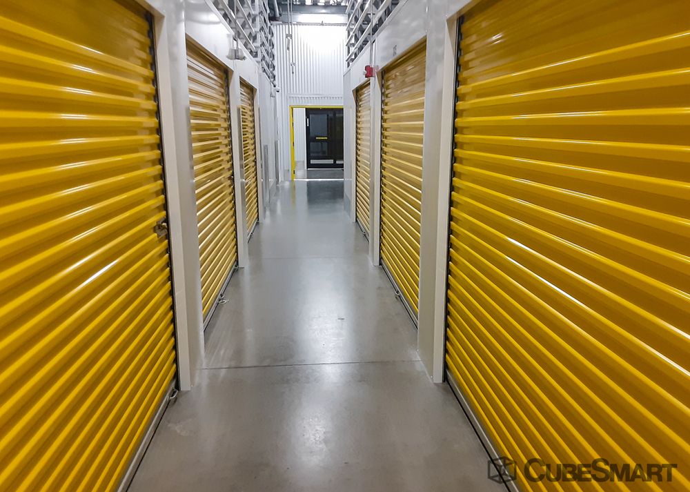 BEE SAFE STORAGE - Updated October 2025 - 11 Photos - 1214 Longreen ...