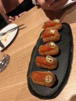 LALA - Updated October 2024 - 36 Photos & 16 Reviews - 1000 The Mall Of ...