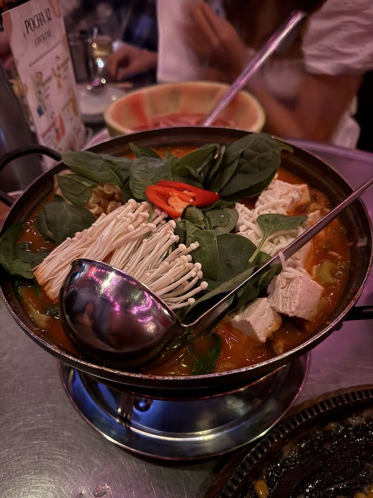 POCHA 32 - Updated December 2025 - 2809 Photos & 1805 Reviews - 15 W ...