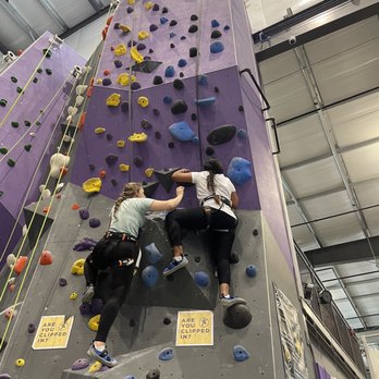 DYNO DETROIT - Updated December 2025 - 23 Photos & 11 Reviews - 3500 ...