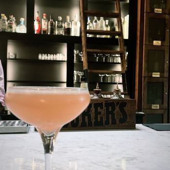 COMMONWEALTH - Updated September 2025 - 116 Photos & 48 Reviews - 11830 ...