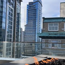 FOG ROOM - Updated July 2025 - 486 Photos & 300 Reviews - 1610 2nd Ave ...