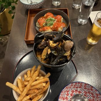 CARINO - Updated December 2025 - 197 Photos & 53 Reviews - 2210 4th ...