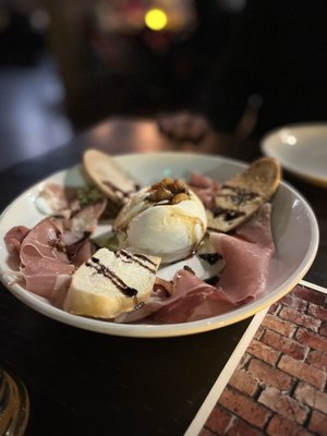 THE LOCAL - Updated January 2026 - 157 Photos & 293 Reviews - 11 Forest ...