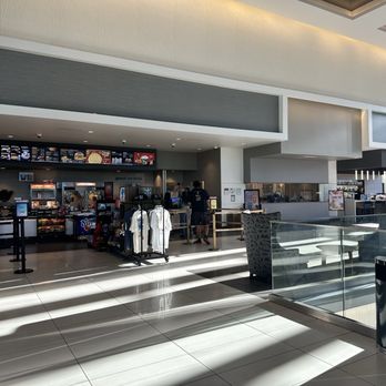 AMC DINE-IN SUNNYVALE 12 - Updated January 2026 - 554 Photos & 199 ...
