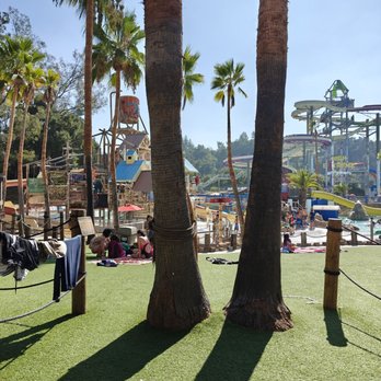 RAGING WATERS LOS ANGELES - Updated July 2025 - 666 Photos & 1221 ...